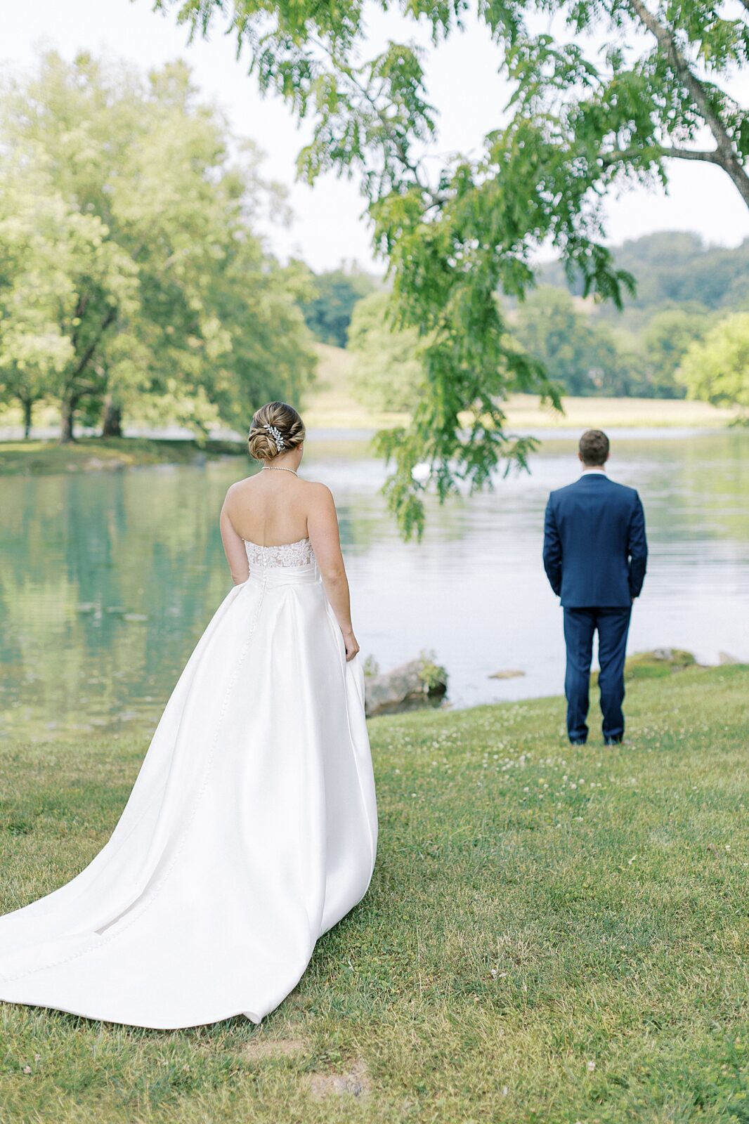 Big Spring Farm Wedding: An Elegant and Lively Alfresco Soirée ...